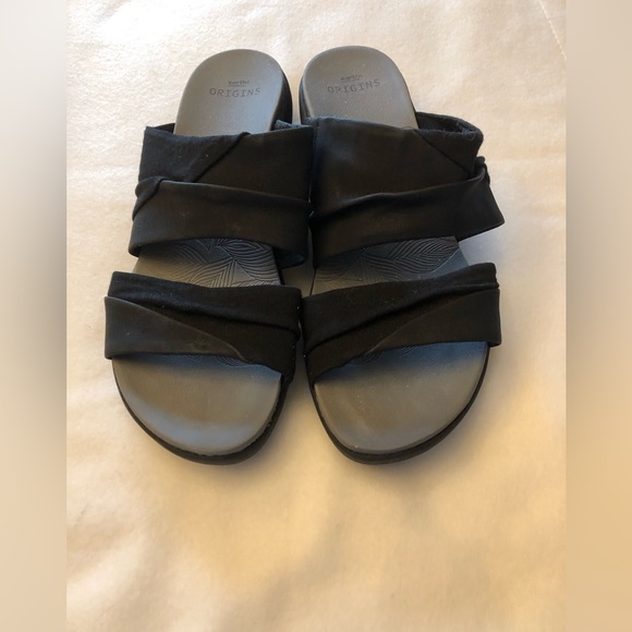 Earth | Shoes | Nubuck 2 Strap Slide Sandals By Earth | Poshmark